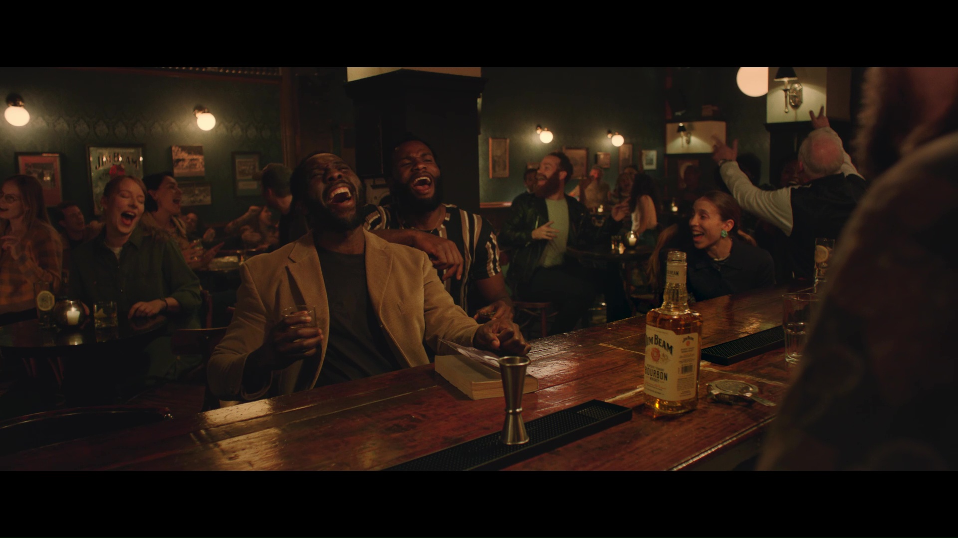 Director Noam Murro, Leo Burnett Chicago Croon “Sweet Caroline” For Jim Beam | SHOOTonline